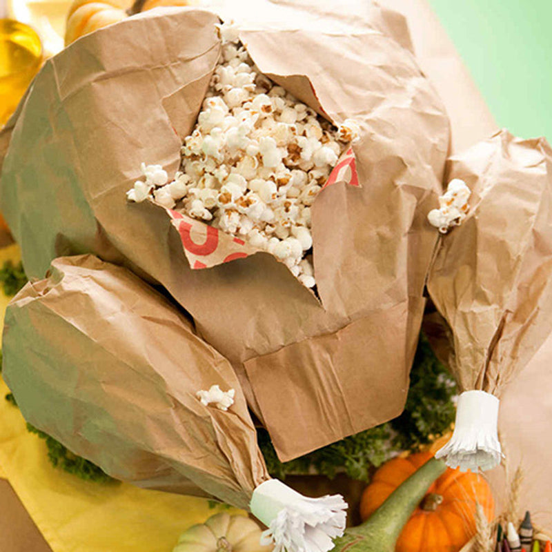 Popcorn-filled Turkey Decoration: Thanksgiving DIY